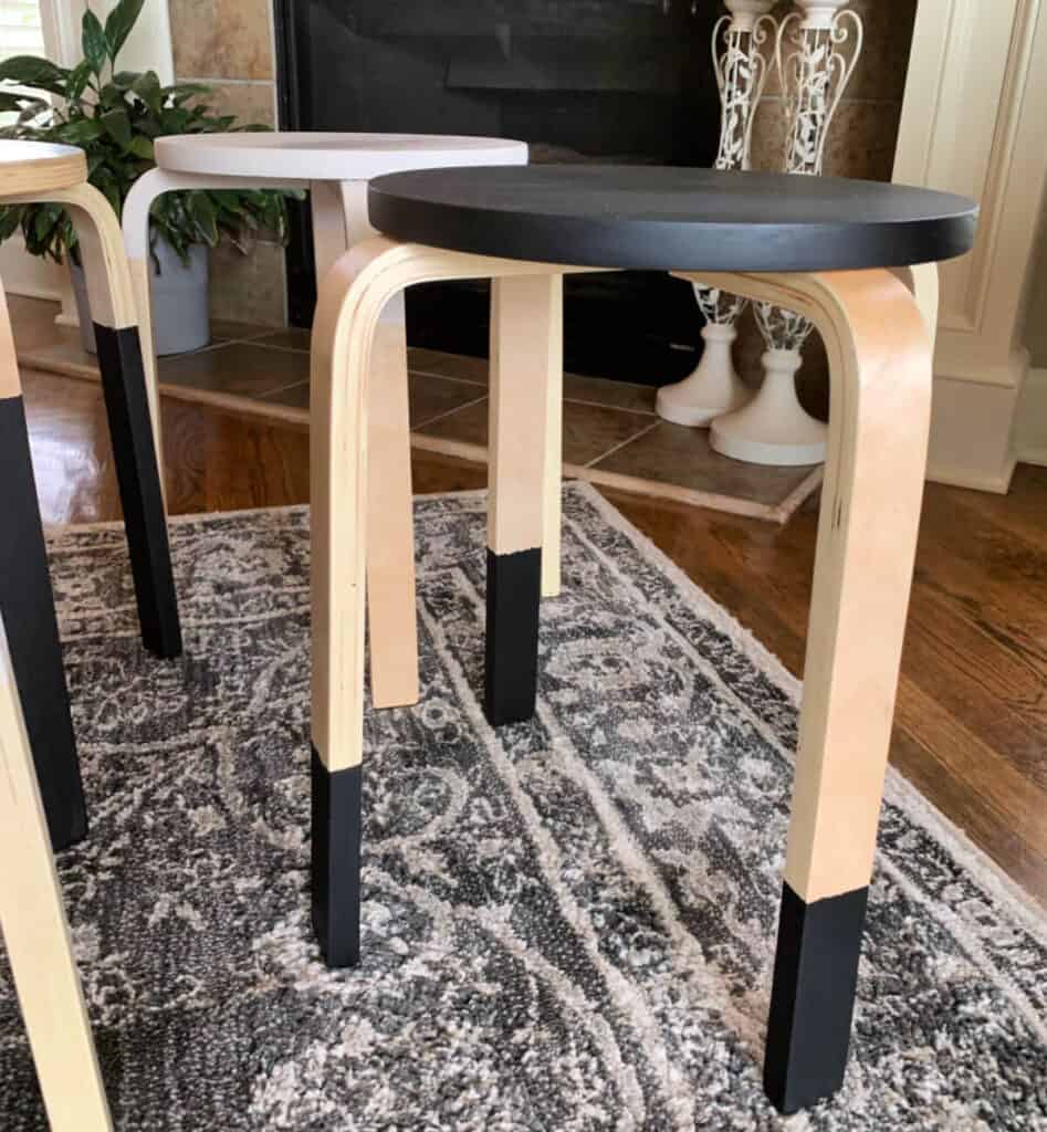 Paint Dipped Bar Stools: The Cheater Method ⋆ Love Our Real Life