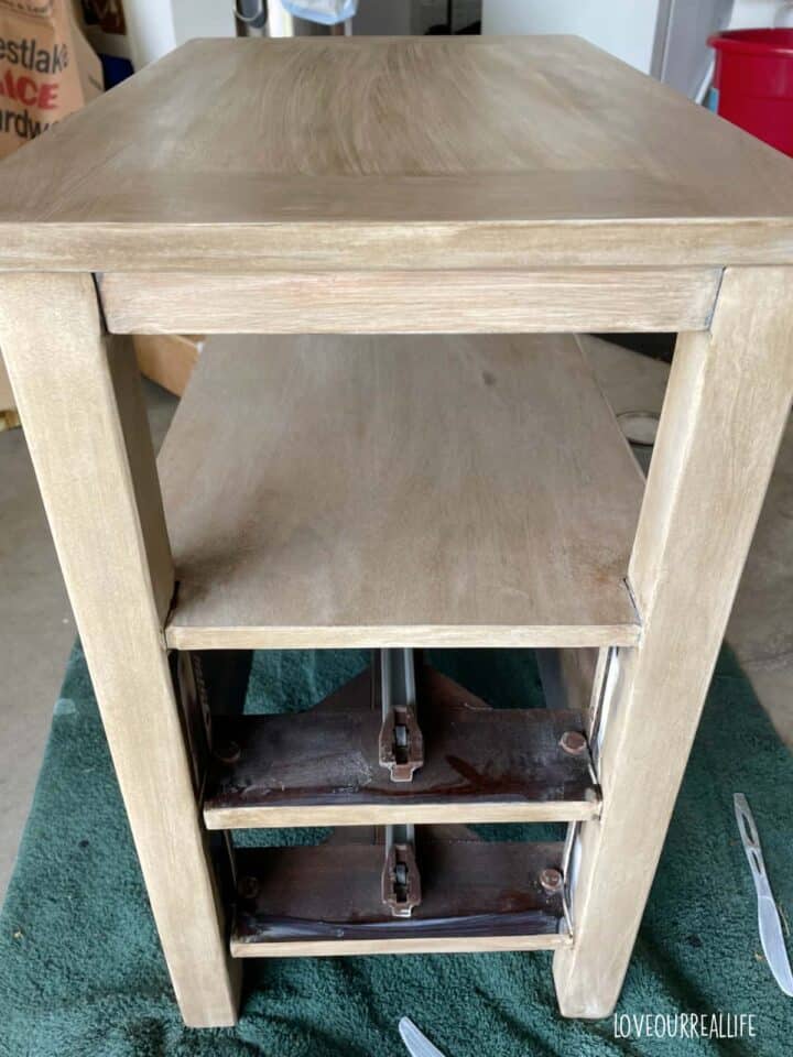 How to Apply Glaze to Furniture: Step-by-Step Guide ⋆ Love Our Real Life