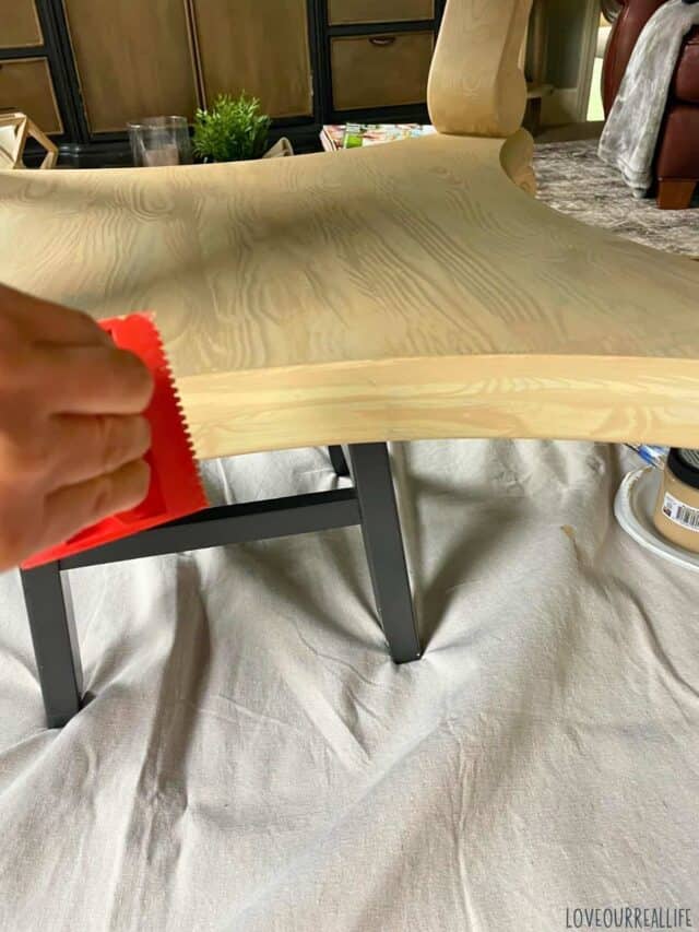 How to Achieve a Faux Wood Finish with Paint- Step-by-Step Guide ⋆ Love ...